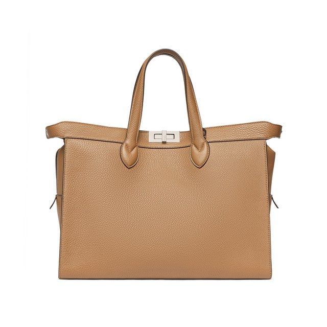 #フェンディ 、新作トラベラーバッグ「#ピーカブー アイシーユー フォーティー8」を発売 | Brand JOY